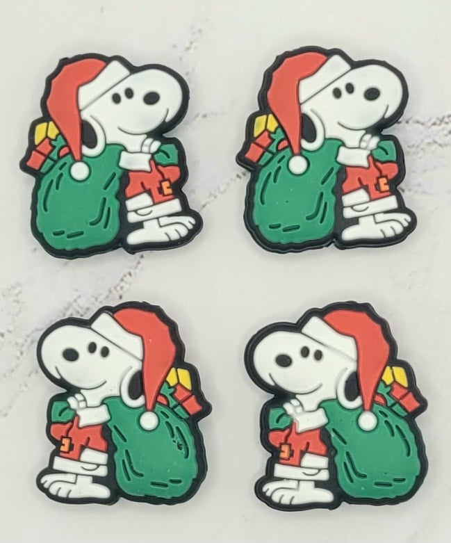 Santa Beagle | Sassy Curl Designs, LLC